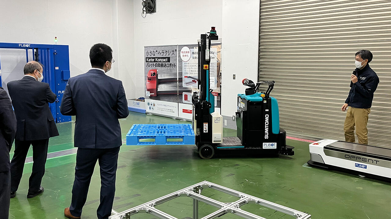 機関投資家・アナリスト向け見学会を新領域ビジネスのPLiBOT社にて開催 | ニュース | 大林組